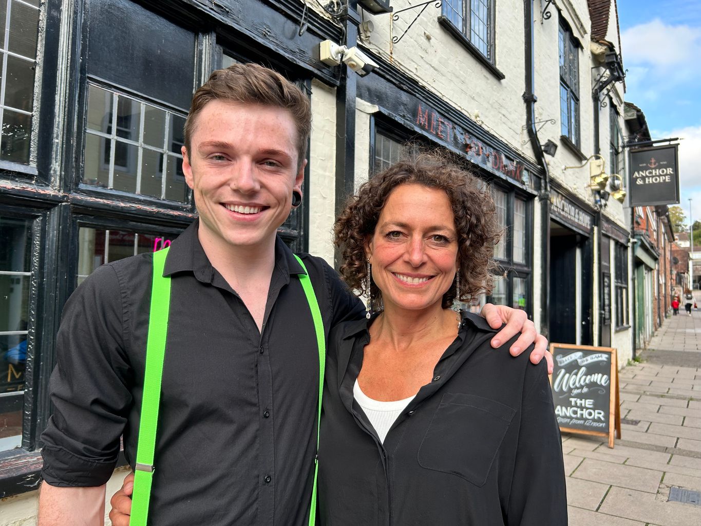 Salisbury pubs to feature on hotel boosting tv show